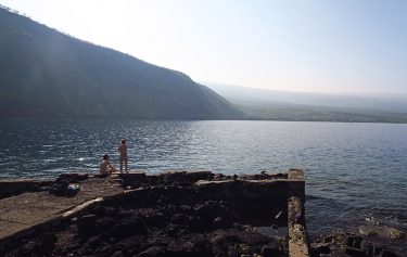 Snorkeling Captain Cook Monument - By Hike, Kayak, Boat Tour
